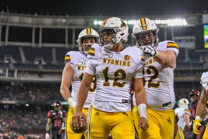 Wyoming vs Colorado State Preview | The College Experience (Ep. 329 ...