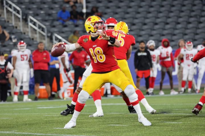 Top 10 XFL Quarterbacks for the 2023 Season - Sports Gambling Podcast