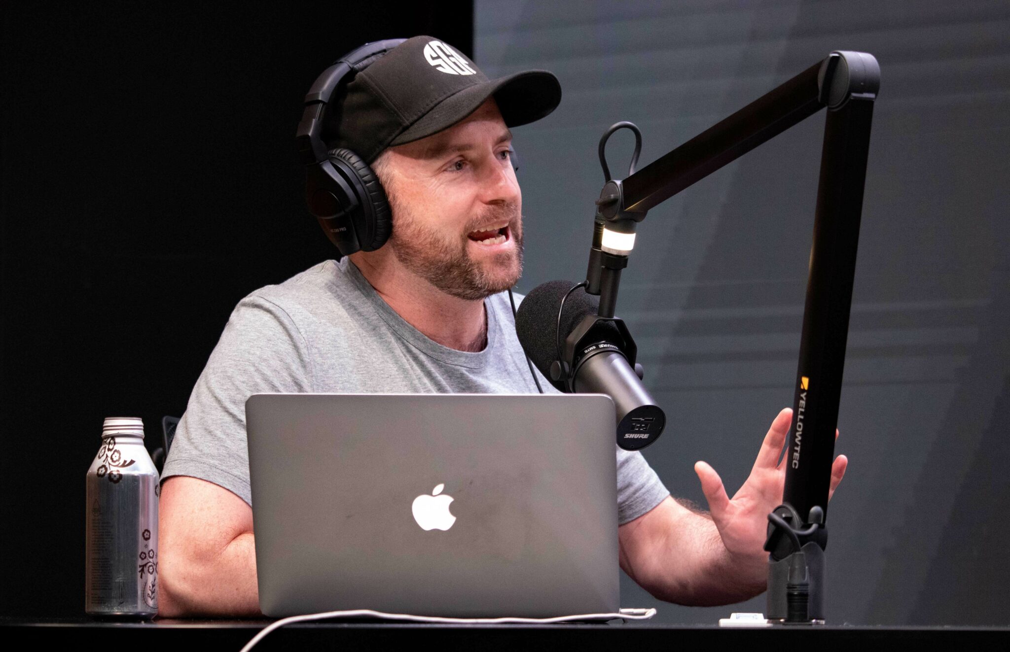 Best Podcasts to Listen to for the Super Bowl - Sports Gambling Podcast