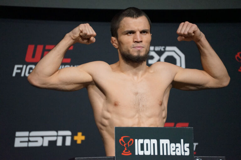 2026 MMA Futures Pick of the Week: Bantamweight Champion - Sports ...